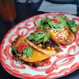 LA TIA TAQUERIA & CANTINA - Updated November 2025 - 197 Photos & 146 ...