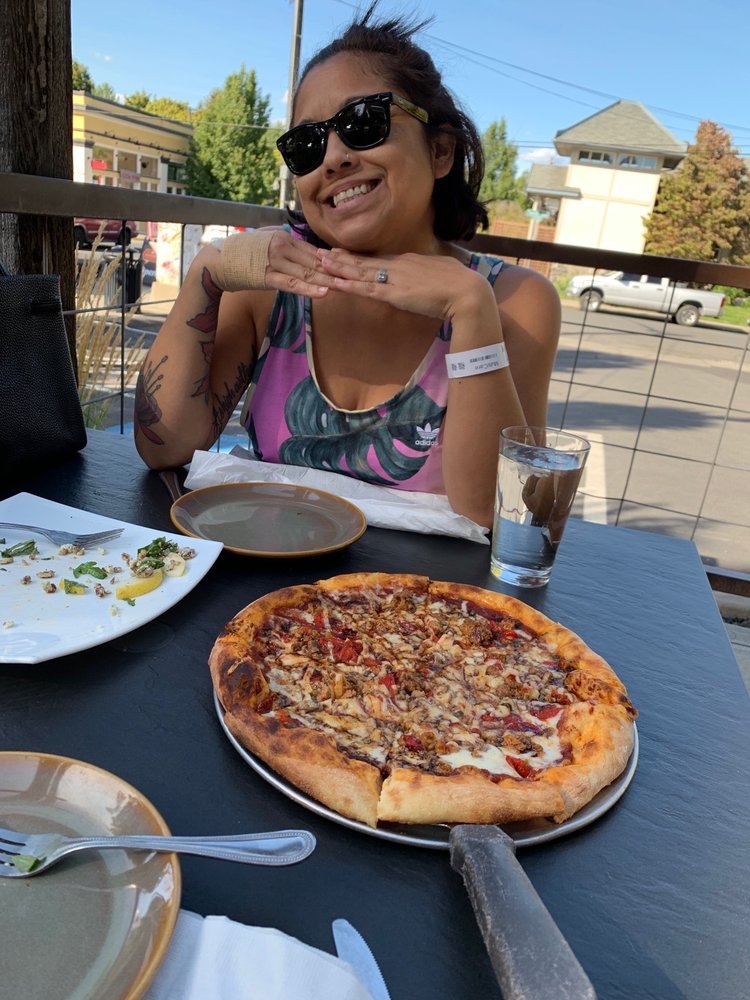 SOUTH PERRY PIZZA - 119 Photos & 284 Reviews - 1011 S Perry St, Spokane ...