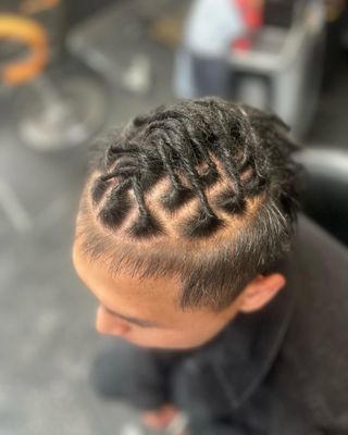 INFINITY LOCS - Updated October 2025 - 31 Photos - 5214 Wedgmont Cir N ...