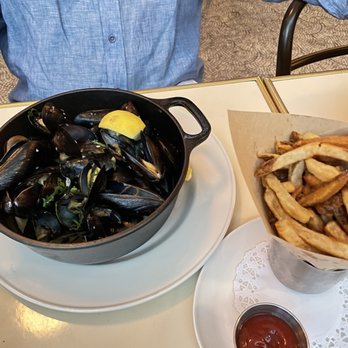 BRASSERIE COGNAC 48 - Updated September 2024 - 74 Photos & 26 Reviews ...