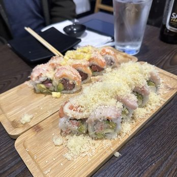 ANGRY FISH SUSHI - Updated July 2024 - 2132 Photos & 1186 Reviews ...