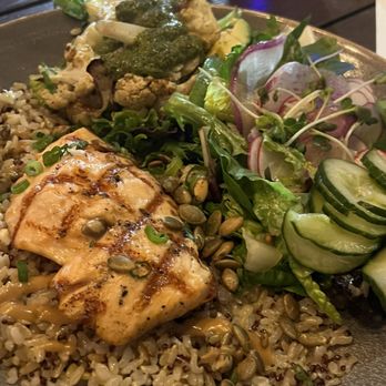 PACIFIC CATCH - Updated July 2024 - 1005 Photos & 666 Reviews - 3040 El Camino Real, Tustin ...