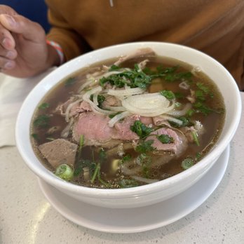 PHO 77 - Updated October 2024 - 335 Photos & 328 Reviews - 1760 S ...