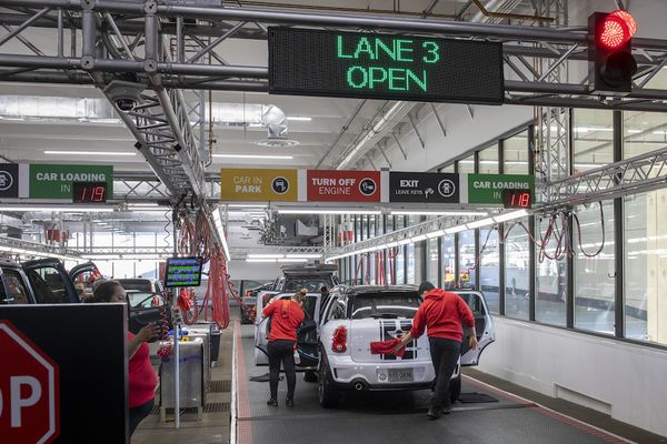 FLAGSHIP CARWASH - Updated October 2025 - 29 Photos & 31 Reviews - 400 ...