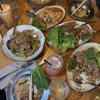 KIN LEN THAI NIGHT BITES - Updated May 2025 - 2654 Photos & 892 Reviews ...