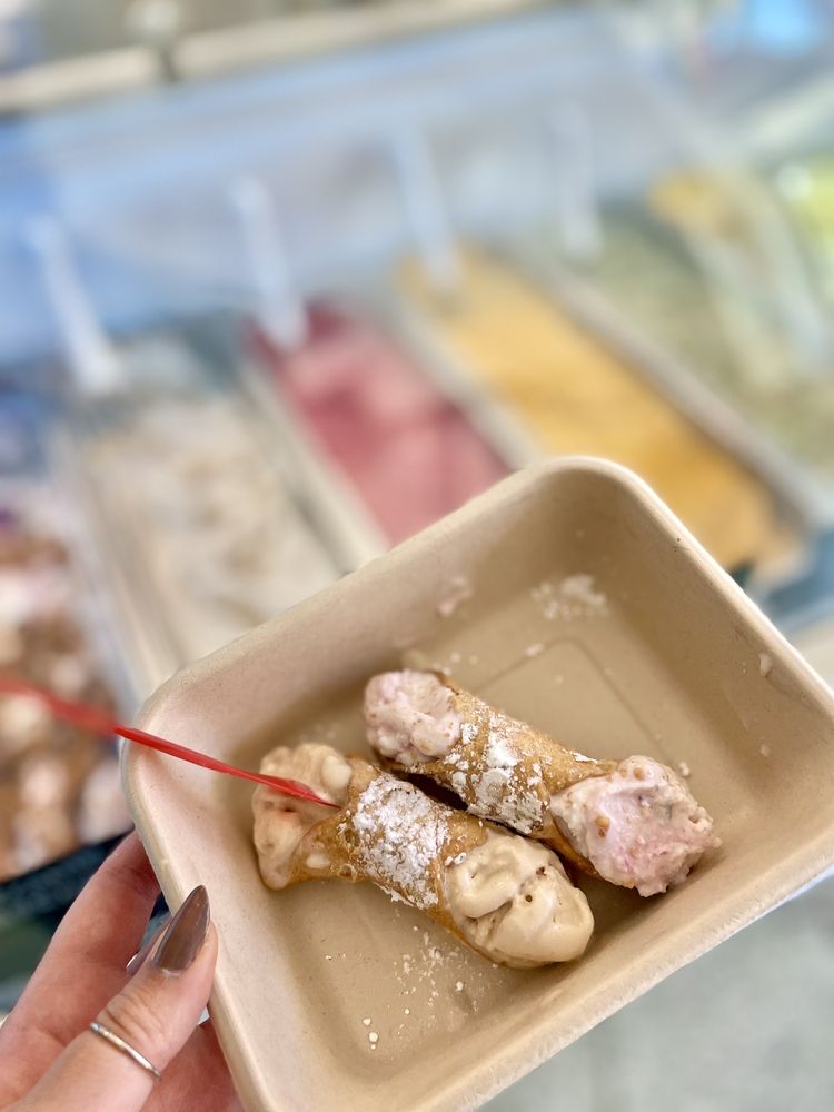 HILA GELATO CAFFE - Updated May 2024 - 83 Photos & 70 Reviews - 951 ...