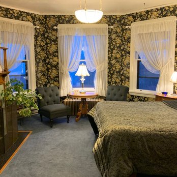 OLD RITTENHOUSE INN - Updated November 2025 - 127 Photos & 67 Reviews ...