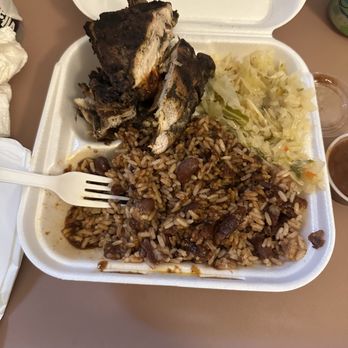 UPPA YARD - Updated July 2025 - 87 Photos & 138 Reviews - 4925 W Fond ...