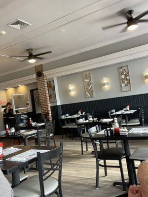 THE CRYSTAL CAFE - Updated October 2024 - 15 Photos & 38 Reviews - 4 ...