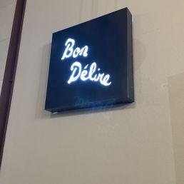 BON DELIRE - Updated October 2025 - 378 Photos & 126 Reviews - Pier 3 ...