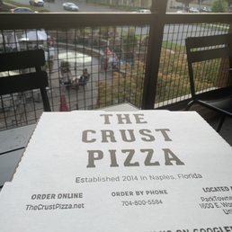THE CRUST PIZZA - PARKTOWNE VILLAGE - Updated December 2025 - 247 ...
