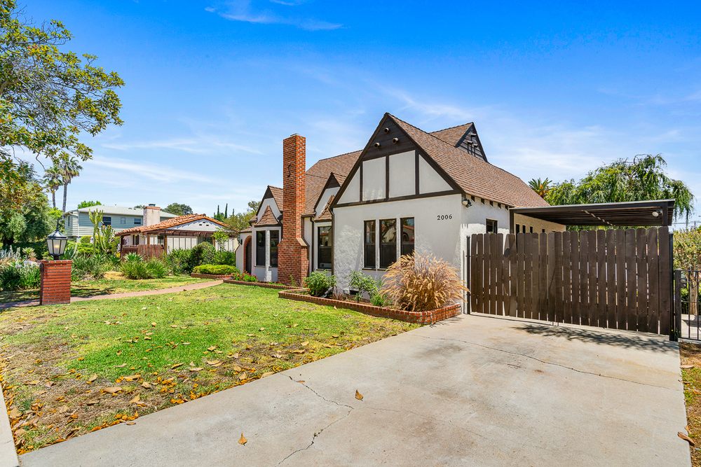 PROACTIVE PROPERTY MANAGEMENT - Updated August 2024 - 12 Photos - 199 S Los Robles, Pasadena ...