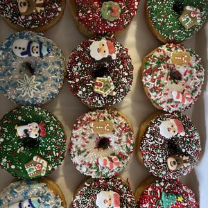 ELK GROVE DONUTS - 381 Photos & 238 Reviews - 10043 Bruceville Rd, Elk ...