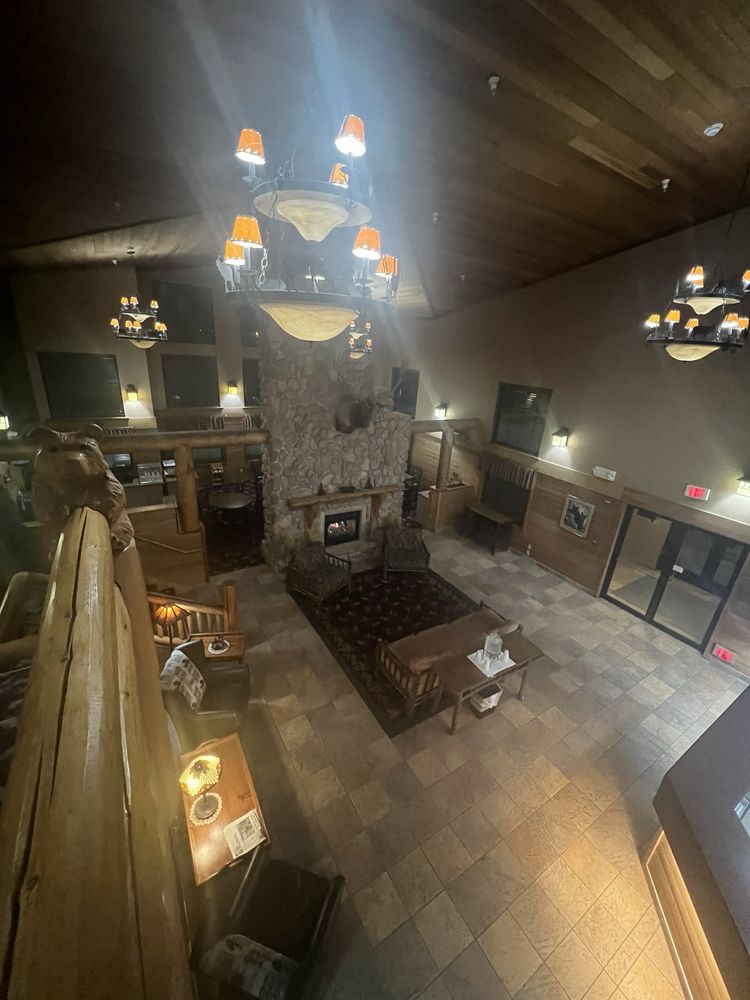 KELLY INN & SUITES MITCHELL - Updated November 2025 - 55 Photos & 48 ...