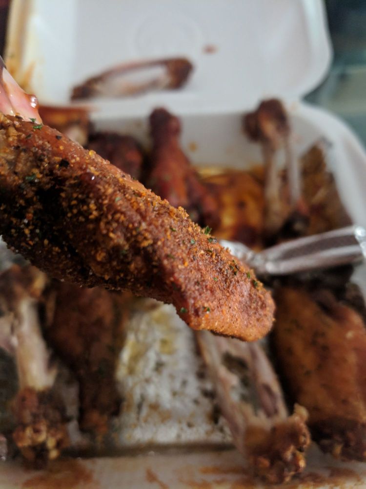 VALLEY WINGS - Updated November 2024 - 306 Photos & 425 Reviews - 1495 ...