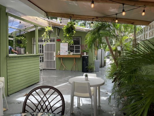 CAFE MAM - Updated August 2025 - 45 Photos & 15 Reviews - Calle Dalia ...