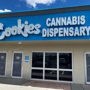 MUV DISPENSARY - SPRING HILL - Updated December 2025 - 90 Photos & 14 ...