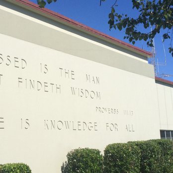 SAN BRUNO PUBLIC LIBRARY - Updated October 2025 - 73 Photos & 33 ...