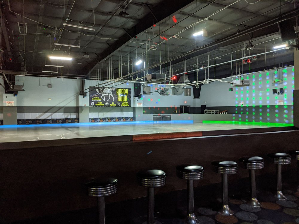 RIGBY’S ENTERTAINMENT COMPLEX - 84 Photos & 71 Reviews - 2001 Karl Dr ...