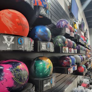 BOWL 300 PRO SHOPS - 25 Photos & 33 Reviews - 1610 West 12th Pl, Tempe ...