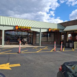 FLUFFIES HOT CHICKEN - HACKENSACK - Updated December 2025 - 327 Photos ...