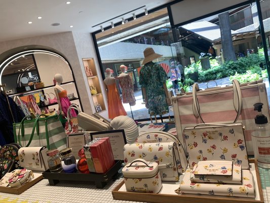 KATE SPADE NEW YORK - Updated August 2025 - 112 Photos & 30 Reviews ...