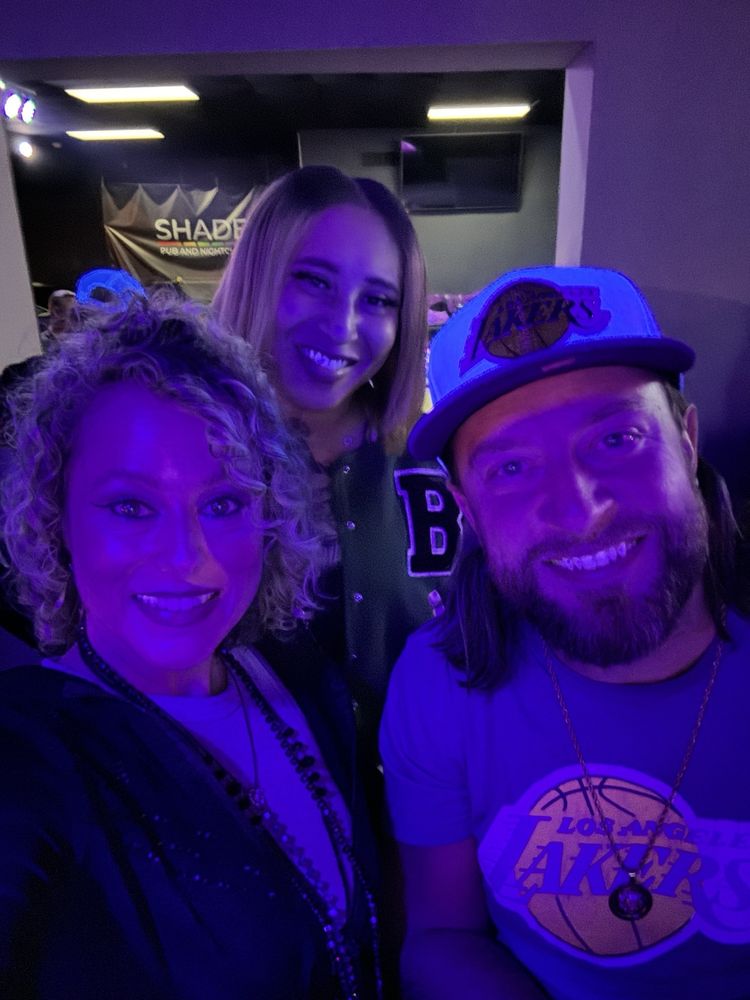 SHADE PUB AND NIGHTCLUB - Updated October 2025 - 3911 Northview Dr ...