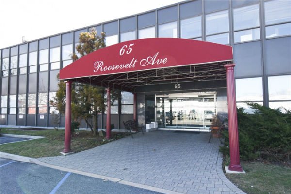 OCLI VALLEY STREAM - Updated December 2025 - 13 Reviews - 70 E Sunrise ...