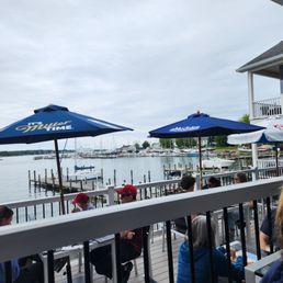 THE LIGHTHOUSE RESTAURANT & DOCK BAR - Updated December 2025 - 571 ...