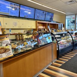 BETWEEN ROUNDS BAGEL DELI & BAKERY - Updated July 2025 - 102 Photos ...