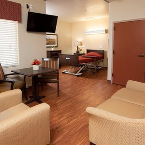 Skilled Nursing - BOSWELL TRANSITIONAL CARE OF CASCADIA - 10601 W Santa ...