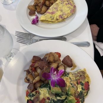 THE CHEF’S TABLE - LYNBROOK - Updated May 2025 - 54 Photos & 71 Reviews ...