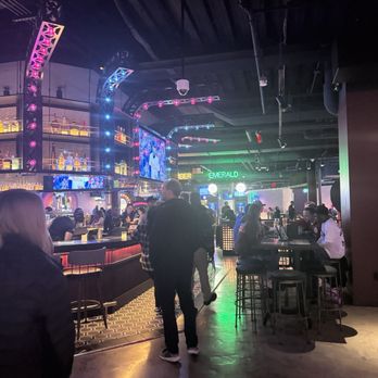 PUTTSHACK - PHILADELPHIA - Updated July 2024 - 65 Photos & 44 Reviews ...