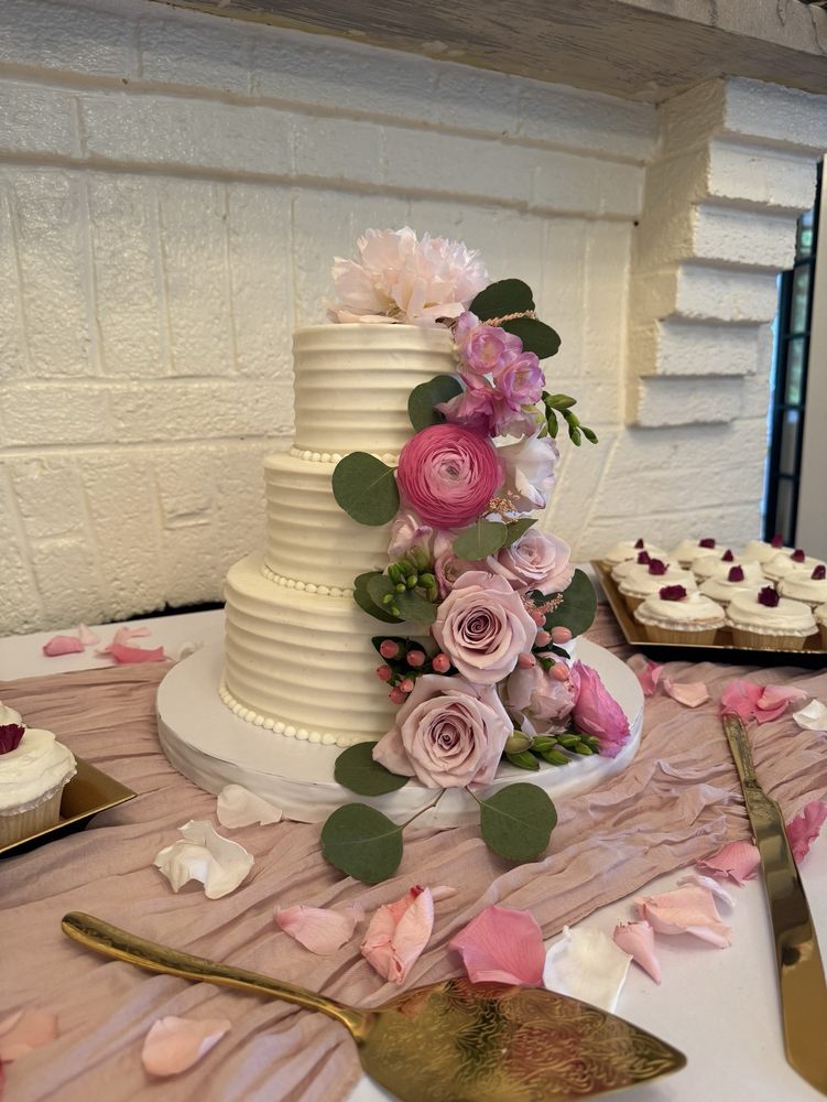 UKROP’S HOMESTYLE FOODS - Updated January 2026 - 17 Photos - 2001 ...