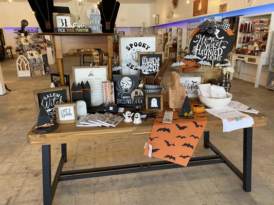 THE RUBY WREN ECLECTIC BOUTIQUE - Updated October 2025 - 76 Photos ...