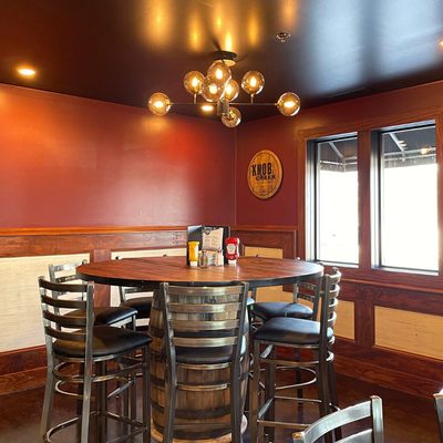 CRAFT’D YORKVILLE - Updated May 2025 - 77 Photos & 76 Reviews - 2075 ...