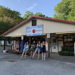 LAYMAN FAMILY FARMS - Updated April 2025 - 56 Photos & 11 Reviews ...