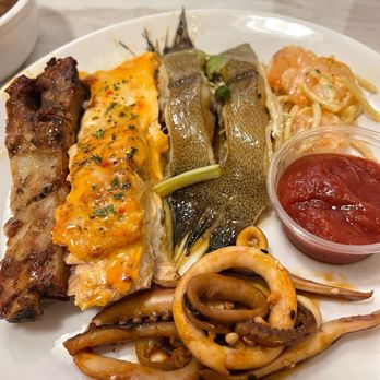 GOLDEN APPLE BUFFET - Updated January 2025 - 82 Photos & 49 Reviews (4. ...