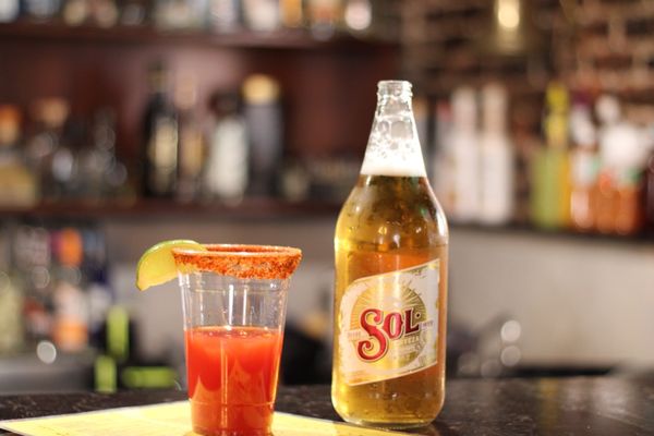 EL INDIO BOTANAS Y CERVEZA - Updated July 2024 - 385 Photos & 263 ...