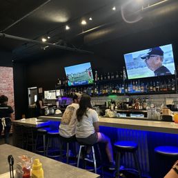 INDIO TAPHOUSE - Updated July 2025 - 171 Photos & 121 Reviews - 82867 ...