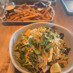 EIGHT THIRTY COMMON - 294 Photos & 249 Reviews - 830 N Main St ...