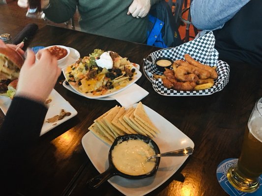 THE ONION TAPHOUSE & GRILL - 189 Photos & 239 Reviews - 7522 N Division ...