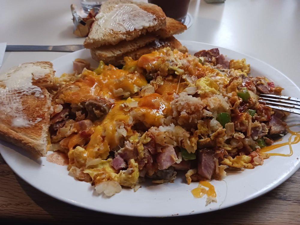 GILS K9 BAR - Updated December 2025 - 46 Photos & 70 Reviews - 2506 W ...