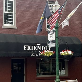 FRIENDLY TAVERN - Updated July 2024 - 373 Photos & 433 Reviews - 290 S ...