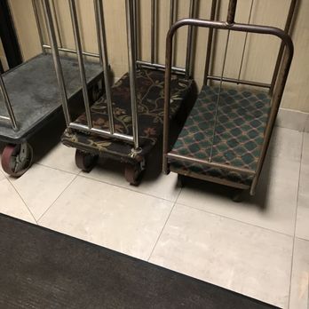 HOTEL AVYAN - Updated August 2025 - 27 Photos & 33 Reviews - 2625 ...