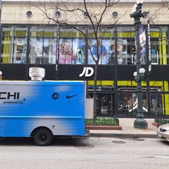 JD SPORTS - Updated December 2025 - 25 Photos - 10 S State St, Chicago ...
