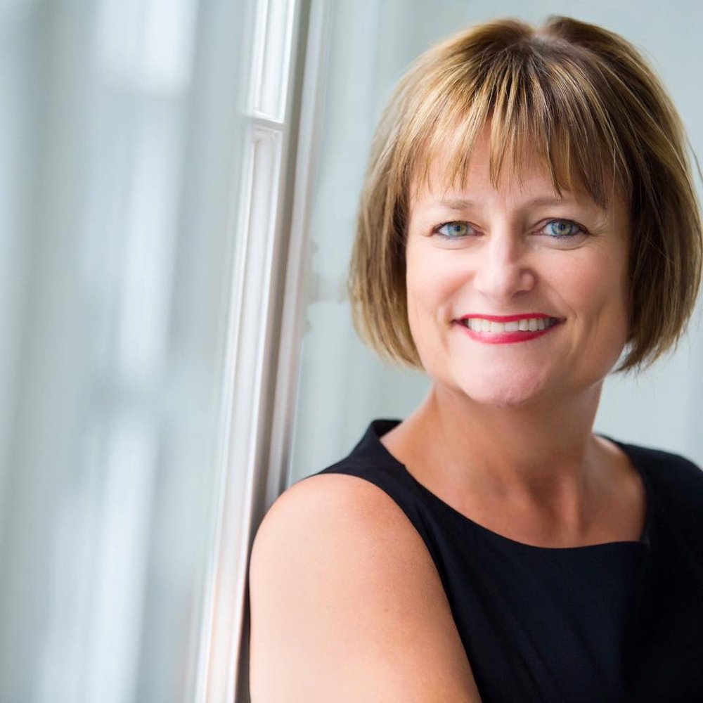 Sheila Applegate's Instagram, Twitter & Facebook on IDCrawl