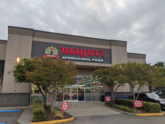 MAYURI INTERNATIONAL FOODS | REDMOND TOWN CENTER - Updated December ...