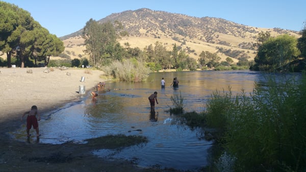 WINTON PARK - Updated August 2025 - 28 Photos - 6017-6099 N Piedra Rd ...