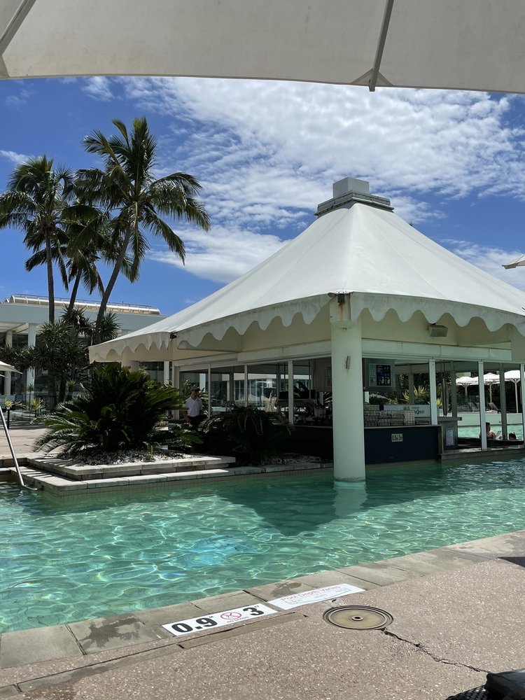 OASIS POOL BAR - 71 Sea World Dr, Main Beach Queensland, Australia ...